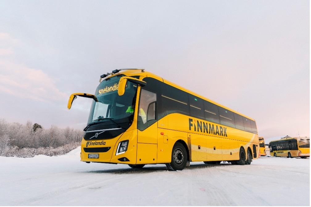 Større buss på rute 220 Mattaluoppal–Kautokeino - Snelandia